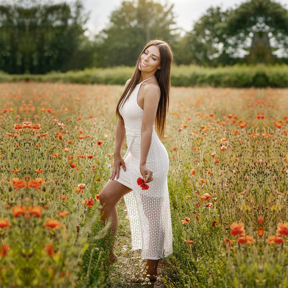 PR boss ‘makes waves’ with new radio show - Poppy PR